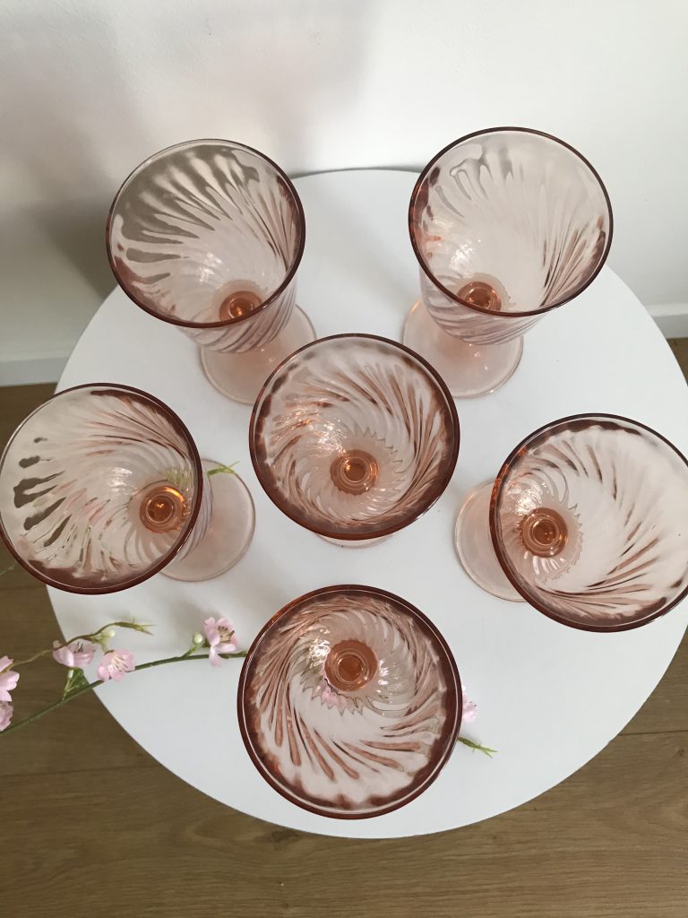 Verre à Vin En Verre Rose LUMINARC Modèle Rosaline (14.5cm Hauteur ...