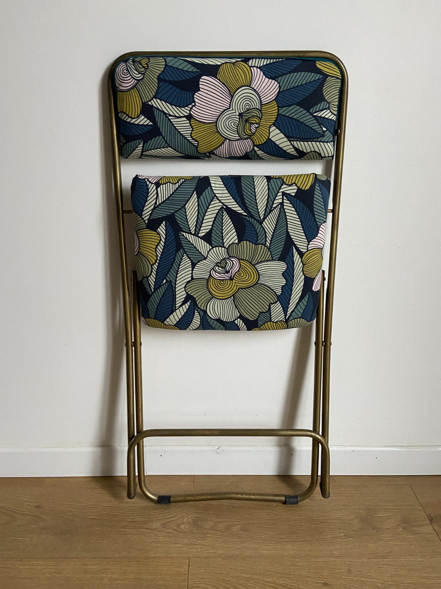 CHAISE PLIANTE VINTAGE LAFUMA Revisitée Tissus Fleuri Bleu